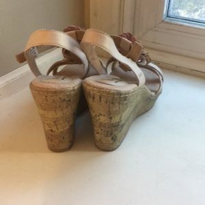 b.o.c. | Shoes | Boc Leather Platform Sandals Size 9 | Poshmark